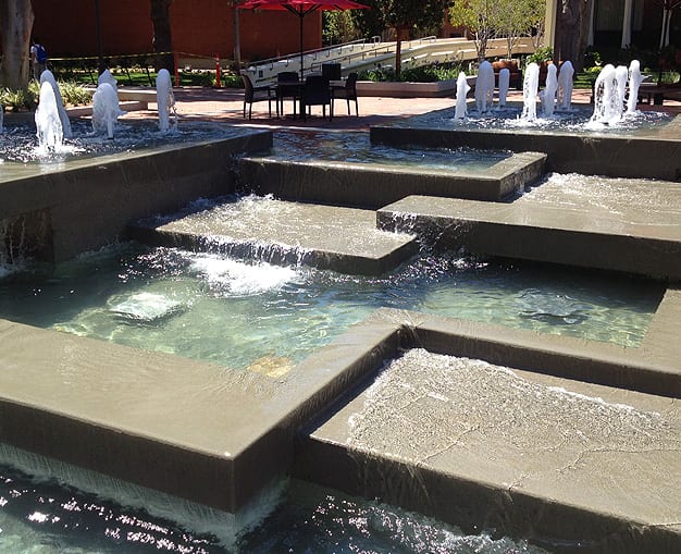 University of Southern California Fountains • Outside the Lines